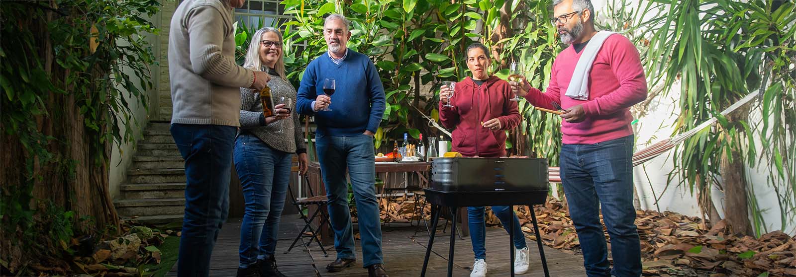 10 Best BBQ Drinks to Elevate Your Grilling Experience | Moving Spirits